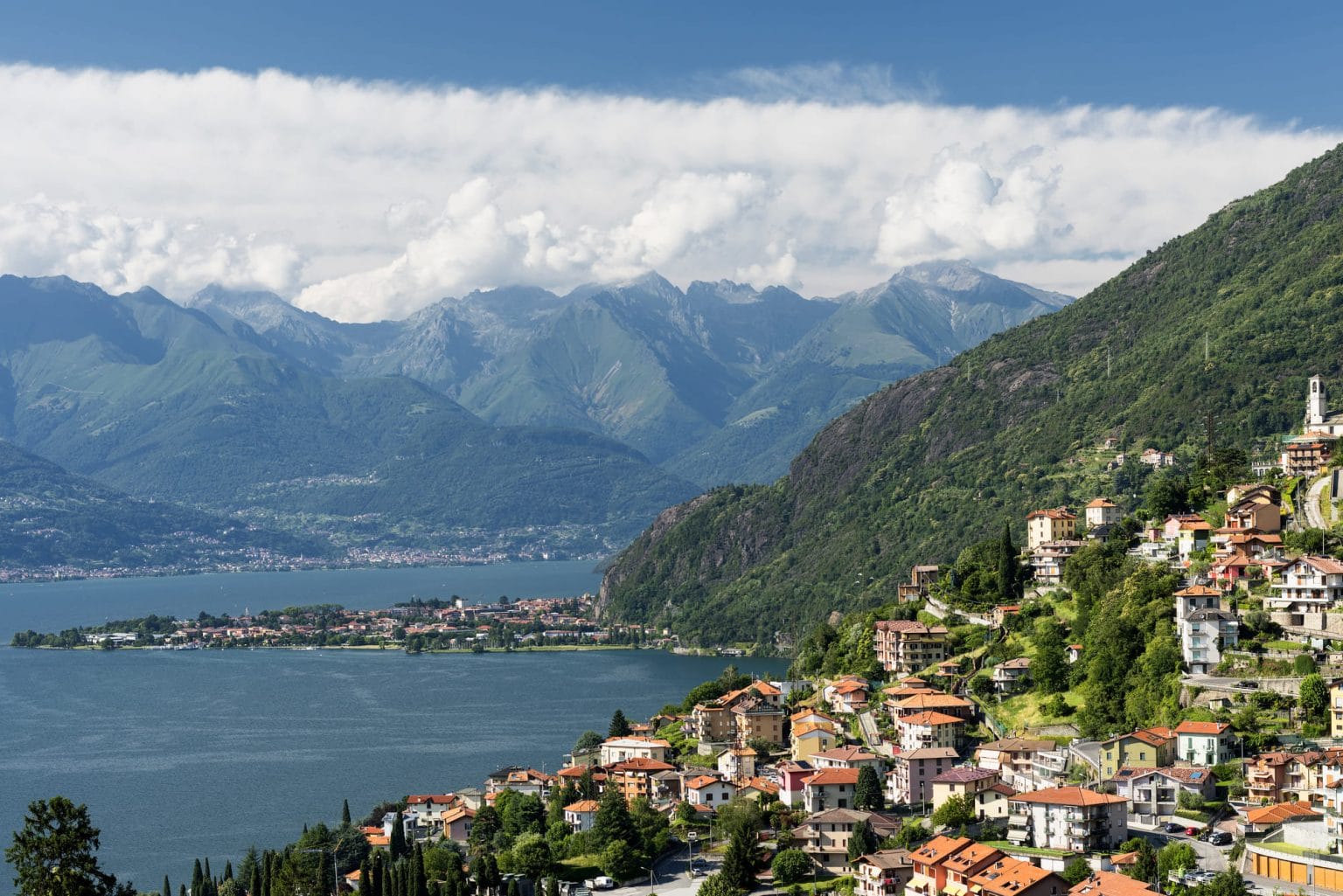 Car Sharing vicino a te - Noleggio auto sostenibile con E-VAI